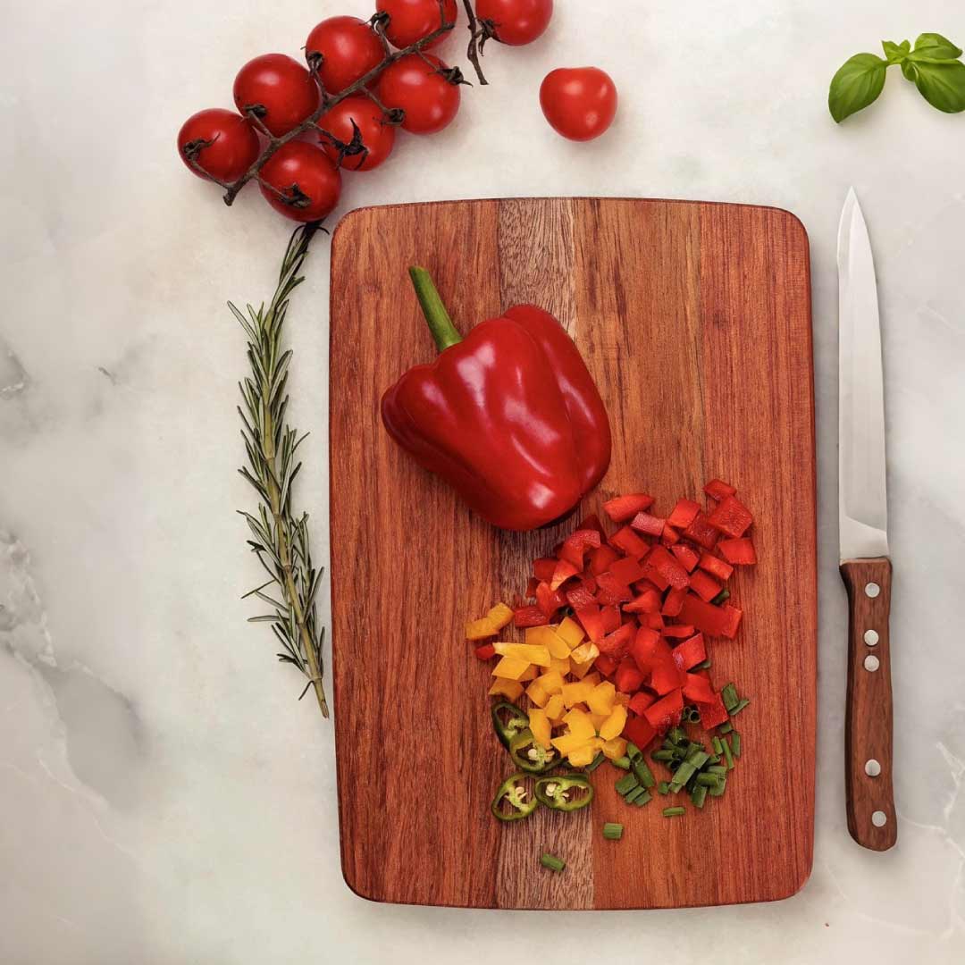 Tabla de picar de madera de 28x19x1.8 cm - Más Casa Perú